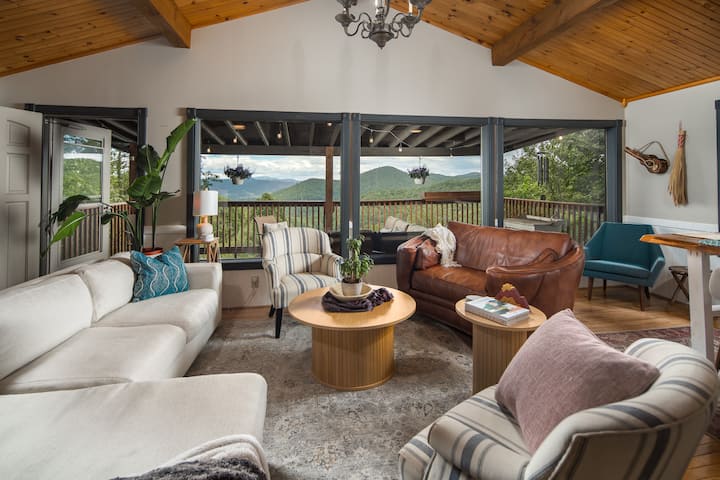 Boone Town Treetops | Upper Unit | Best Views - Boone, NC