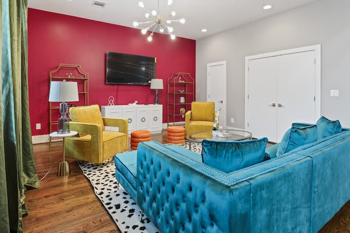 2 Mins To Downtown! - Modern Home - Trendy Decor - Houston, TX