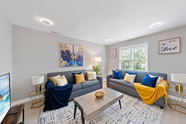 Prime Raleigh Duplex Stay B - Raleigh, NC