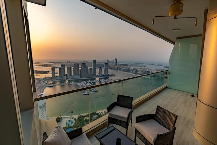 Exclusive Luxury Apartment In Marina -Iconic View - Dubai
