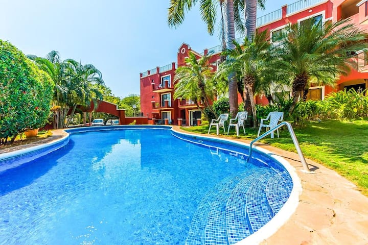 ¡A 1 Cuadra De La Playa! Apto En Playa Tamarindo - Tamarindo