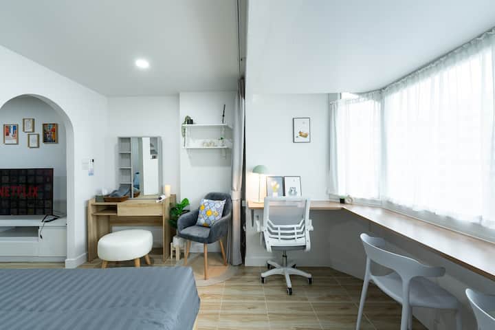 Minimalism Condo In Nimman Road - Chiang Mai