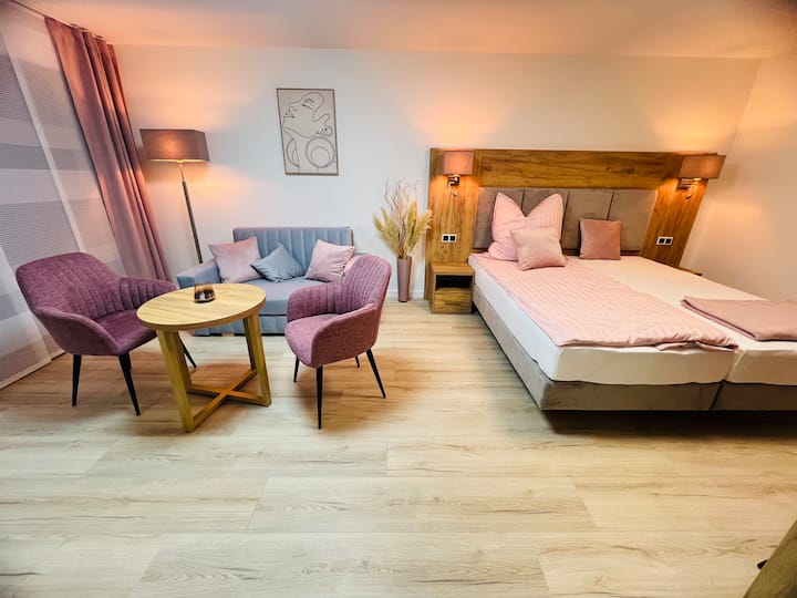 Apartment "Amalia" Mit Klimaanlage Und Terrasse - Bad Windsheim