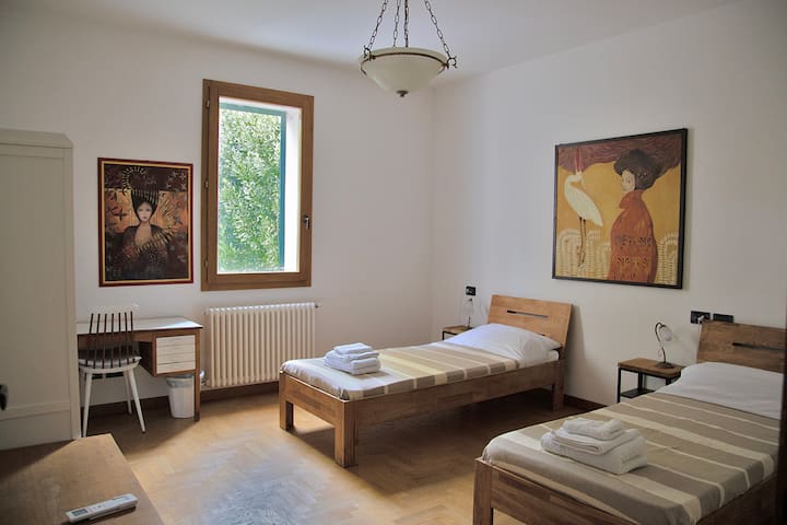 B&b Varinianus - Le Campanule - Castel San Pietro Terme