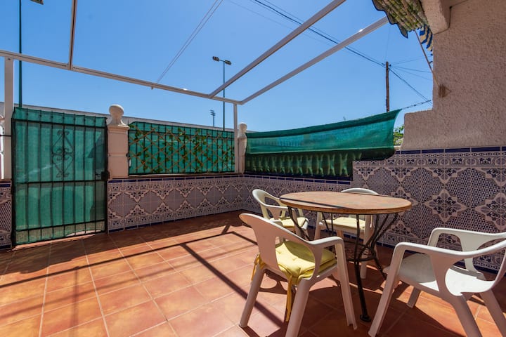 Casa Con Amplio Patio Gran Playa - La Marina