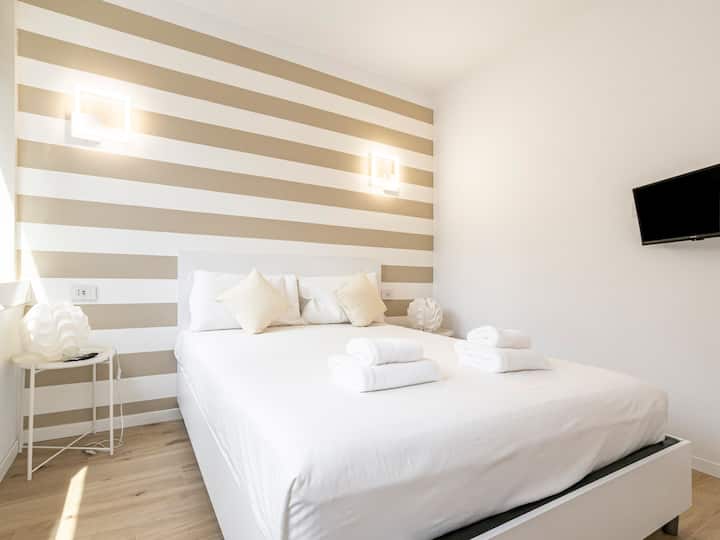 Charming Apartment 230m From Isola M5 - Milan