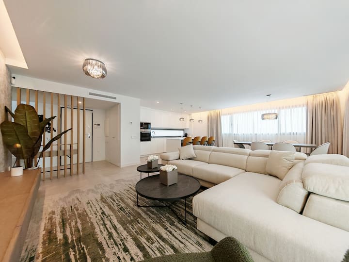 Luxury 4 Bed Villa With Sea Views In Eden Resort - Costa del Sol