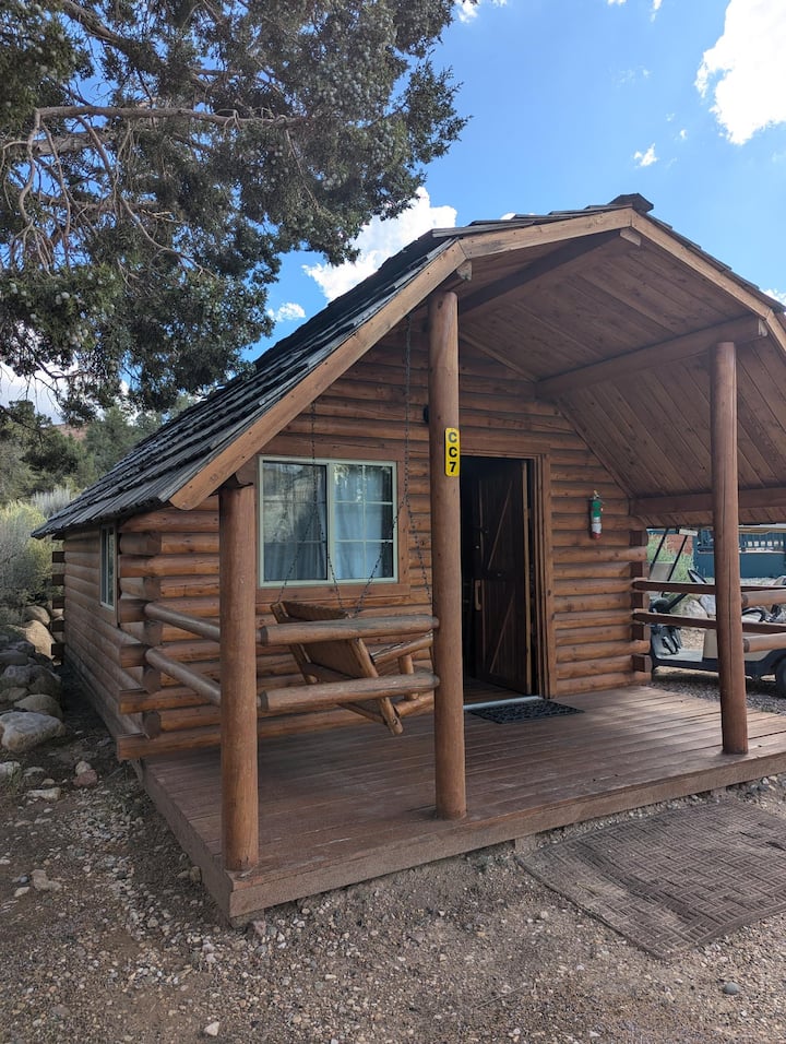 Campfire Cozy Cabin Cc7 - Bryce Canyon City, UT