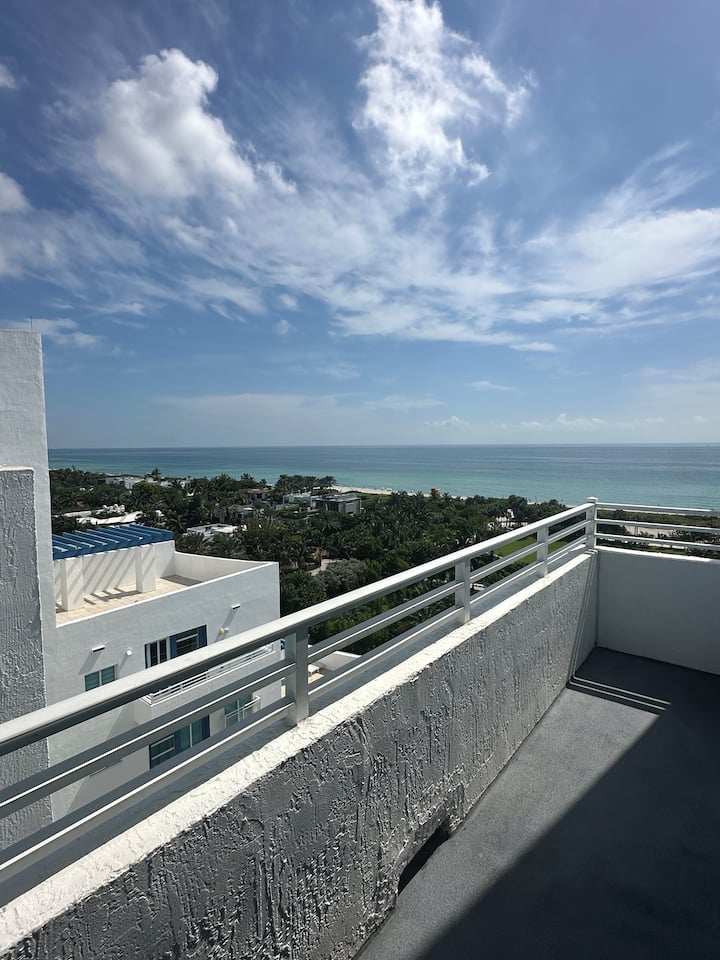 Breathtaking Miami Penthouse - Miami Beach