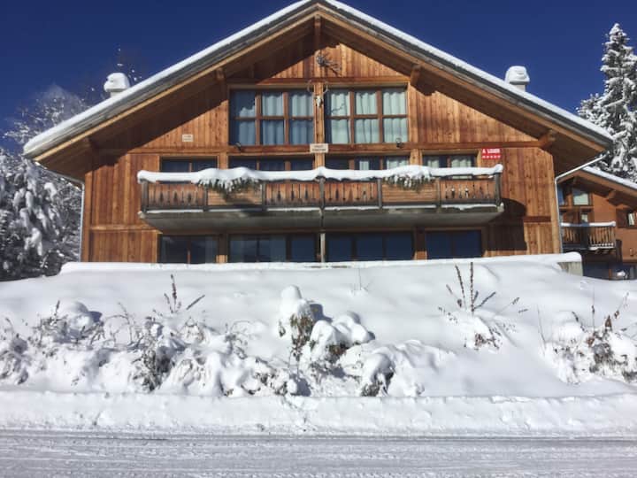 Appartement En Chalet Pour 8/10 - Les Avanchers-Valmorel