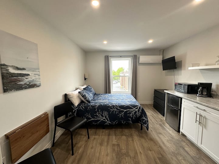 Beach Town Rentals Room 3 - Port Dover