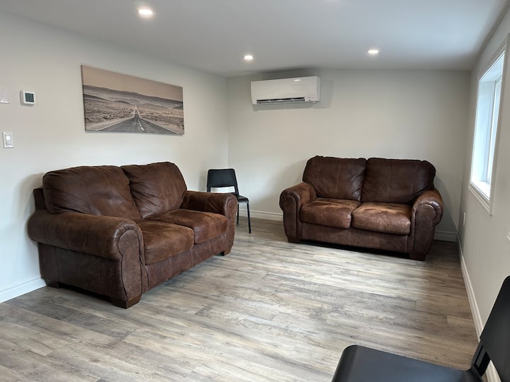 Beach Town Rentals Room 4 - Simcoe