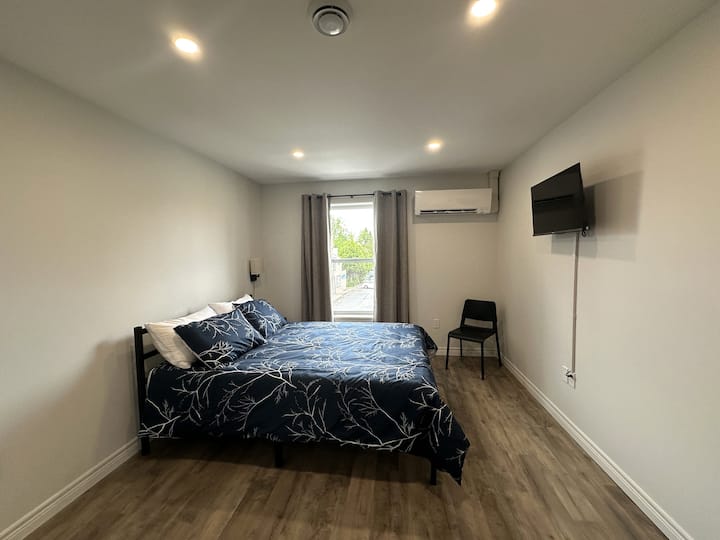 Beach Town Rentals Room 4 - Port Dover