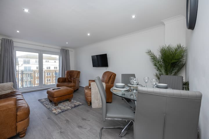 Brighton Bustling And Fun Place - Brighton and Hove