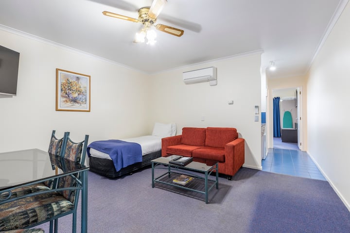 Basic Alley 1 Bedroom @ Asure Prince - 陶波