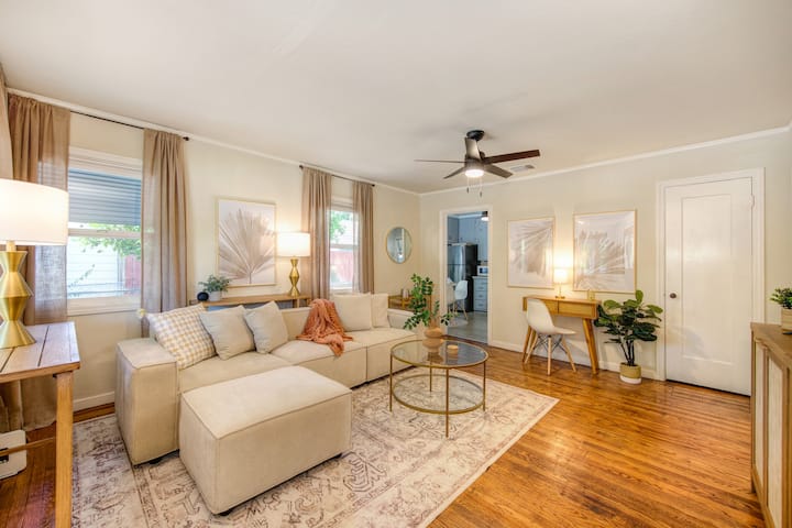 Home In Tahoe Park-near Ucd Med Center - Sacramento, CA