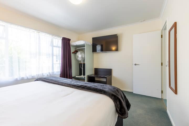 One Bedroom Spa At Asure Prince Motor Lodge - Taupo