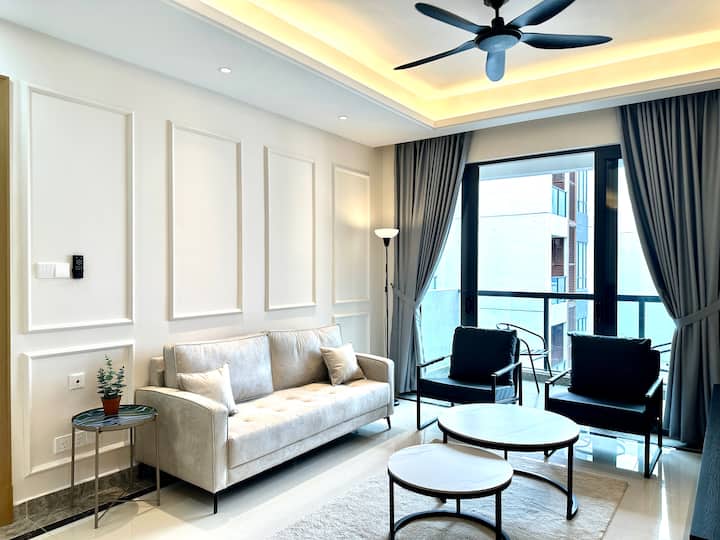R&f • Grand Suite • Walking Distance Ciq | 2b2b - Woodlands
