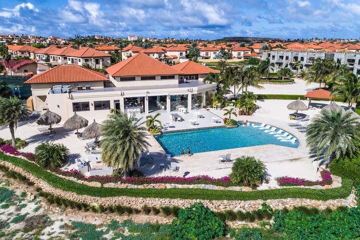 Cozy 6 Guest 2 Bedr/3 Bathr - 3 Minutes To Beach! - Aruba