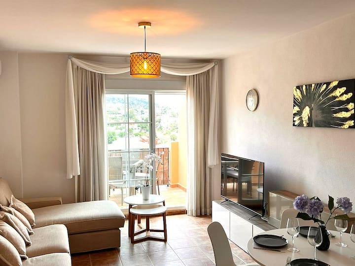 Mountain View Fuengirola Apartment - Fuengirola