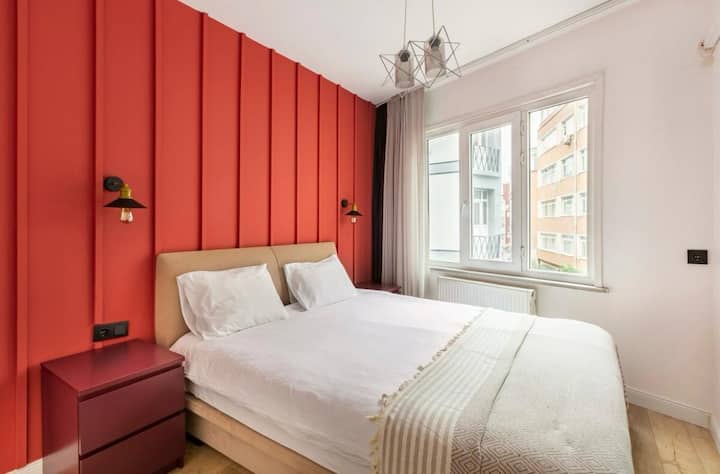 Flat At The Heart Of The City - Şişli