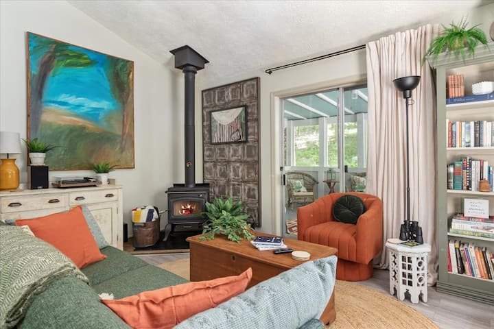 Charming Cabin In Fern Field, Lake 2 Mi, Fishing - West Virginia