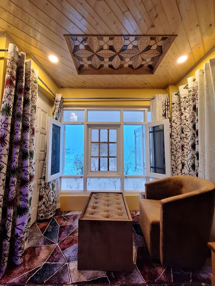 Alpine Haven - Gulmarg