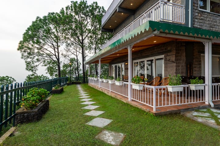3-bhk + Attic | Garden | Scenic Views - Kalka