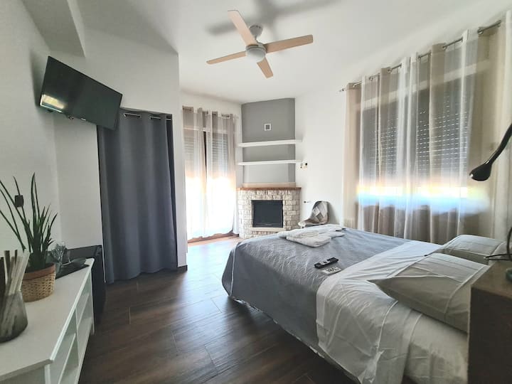 Rossi&nero Resort
(Per Comitive Ed Eventi) - Avellino