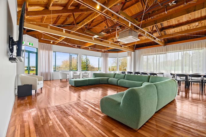 Ariki Lake House - Cambridge