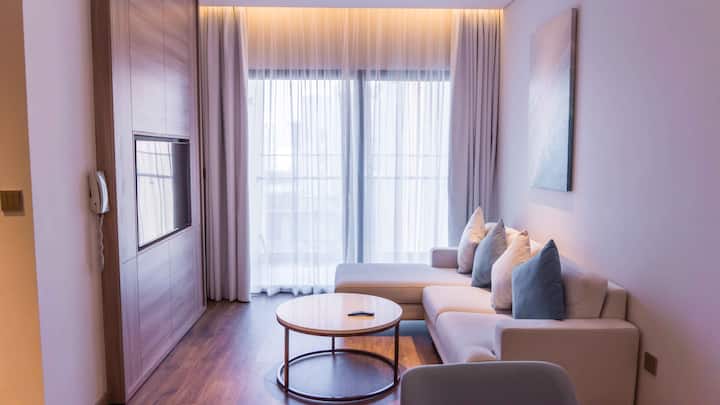 Cảnh Thành Phố Lung Linh 2brs & Kitchen - China