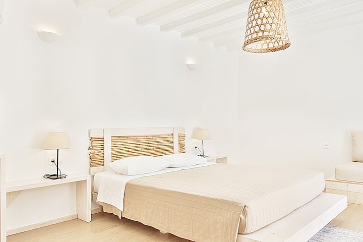 Cycladic Double · Sea Breeze & Private Patio - Mykonos