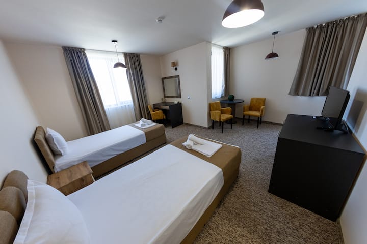 City Plaza Hotel - Deluxe Double Room - Pravets