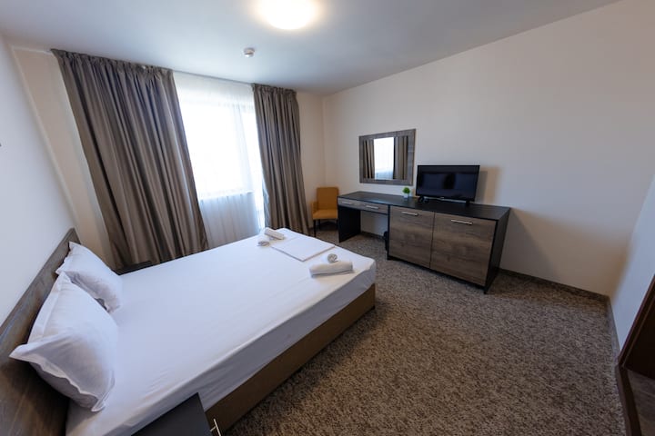 City Plaza Hotel - 2 Bedroom Apartment - Pravets