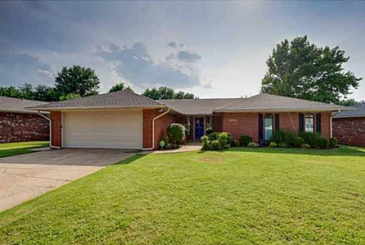 The Pintrest House @3809 - Edmond, OK