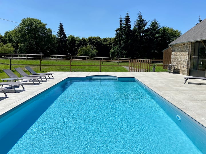 3 Gites 20 Pers, Piscine Chevaux - Janzé