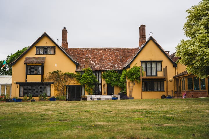 The Countryside Hideaway With Spa Access - Southwold
