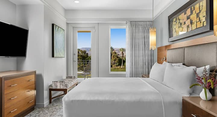 Luxurious Resort-desert Springs Villas (Master) - Palm Desert, CA