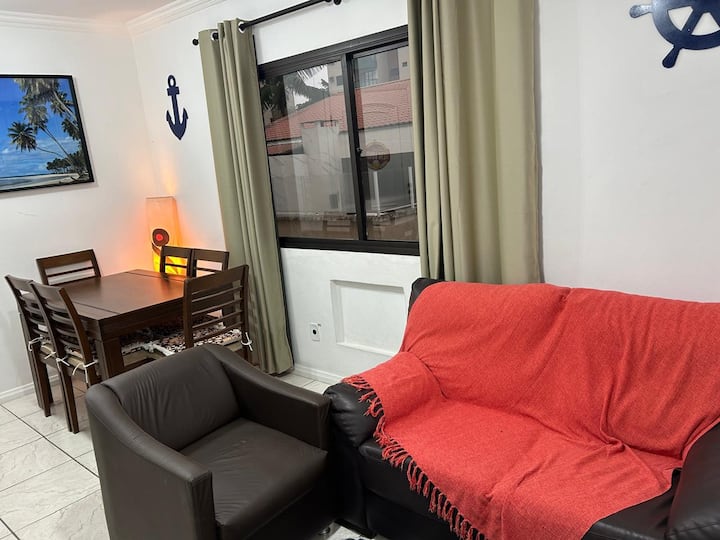 Apto Astúrias 5 Min A Pé, Garag, 2 Quarto Ar, Wifi - Guarujá