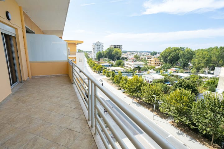 Two-bedroom Apartment With City View Balcony - Vlora