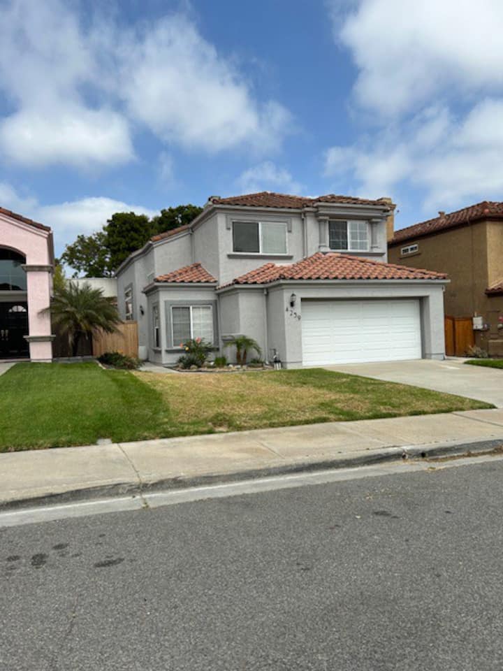 Oceanside Villa - Oceanside, CA