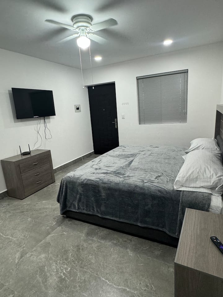 Loft, Cama King, En El Corazon De Mitras T3 - Monterrey
