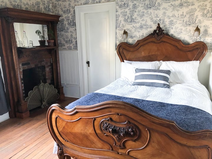 Topaz At The Weller House - Fort Bragg, CA