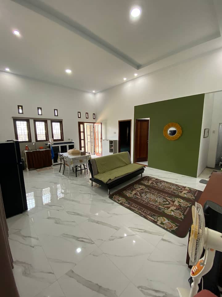 An Authentic Home In Banda Aceh. - Banda Aceh