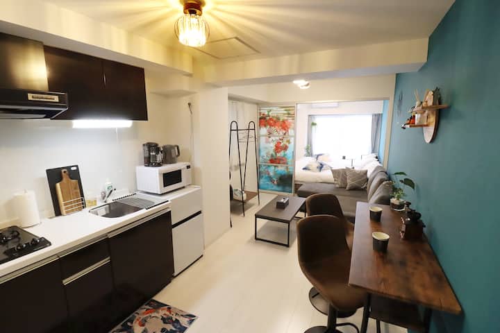 Osaka Retro Stay | 5-min Tsutenkaku |Usj30 |Kix50 - Japan