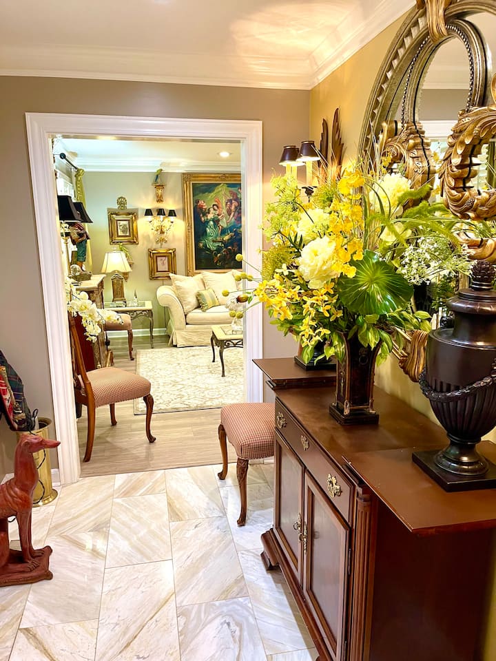 Totally Remodeled Retreat Near Downtown - Spartanburg, SC