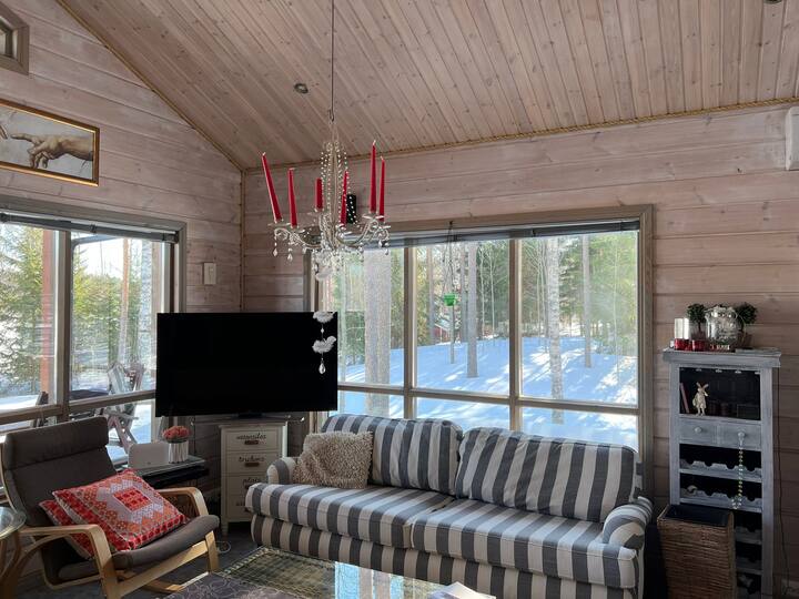 Rauhaa Järven Rannalla Poreallas - Juupajoki