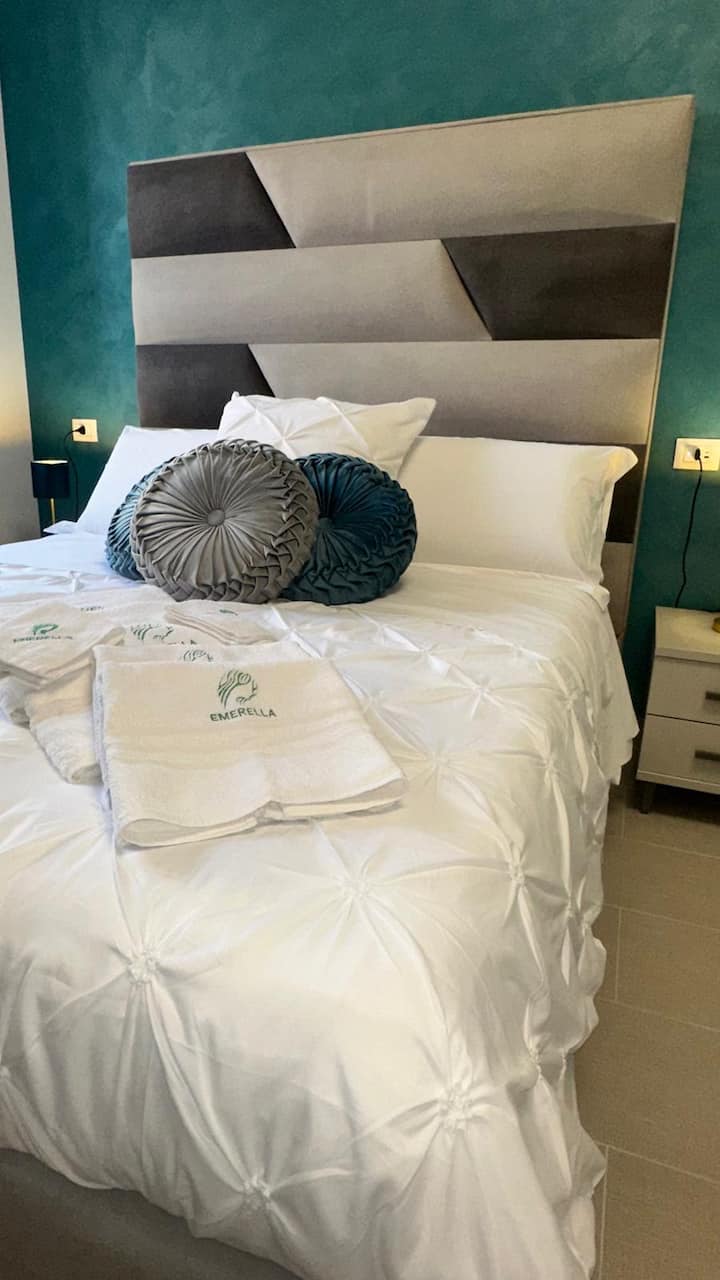 Emerella Luxury Suites Siderno Lungomare Room 8 - Siderno