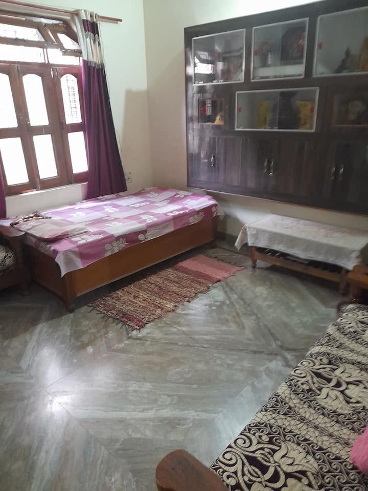 Separate Room For Rent - Jhansi