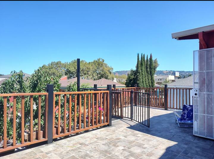 Lupitas Place - San Leandro, CA